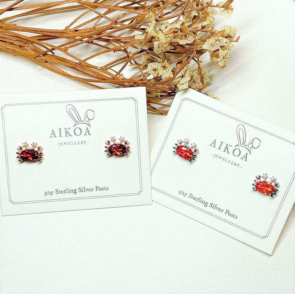 Cutie Crab Studs – AIKOA